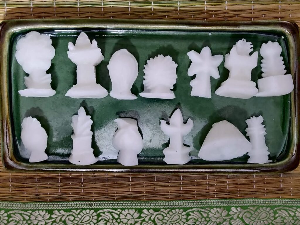 Recipe: Sakkare Acchu: festive sugar mould figurines – Rashminotes